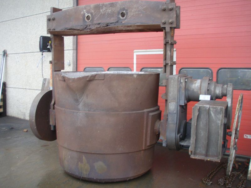 Genten Machines GmbH - Poche de coulée motorisé, 14t, IBW